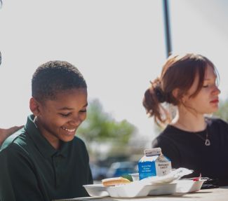 Free Summer Meals for Kids | Feeding America