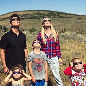 Scott Wolf discusses fatherhood and giving back | Feeding America